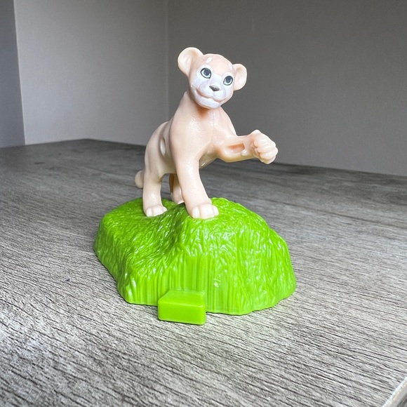 Disney | Toys | Disney Lion King Nala Cub Figurine Cake Topper 25 29 ...